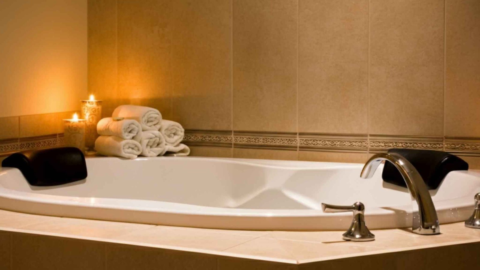 Jacuzzi Bath Remodel Costs (2025): Breakdown & Pro Tips - Americas ...