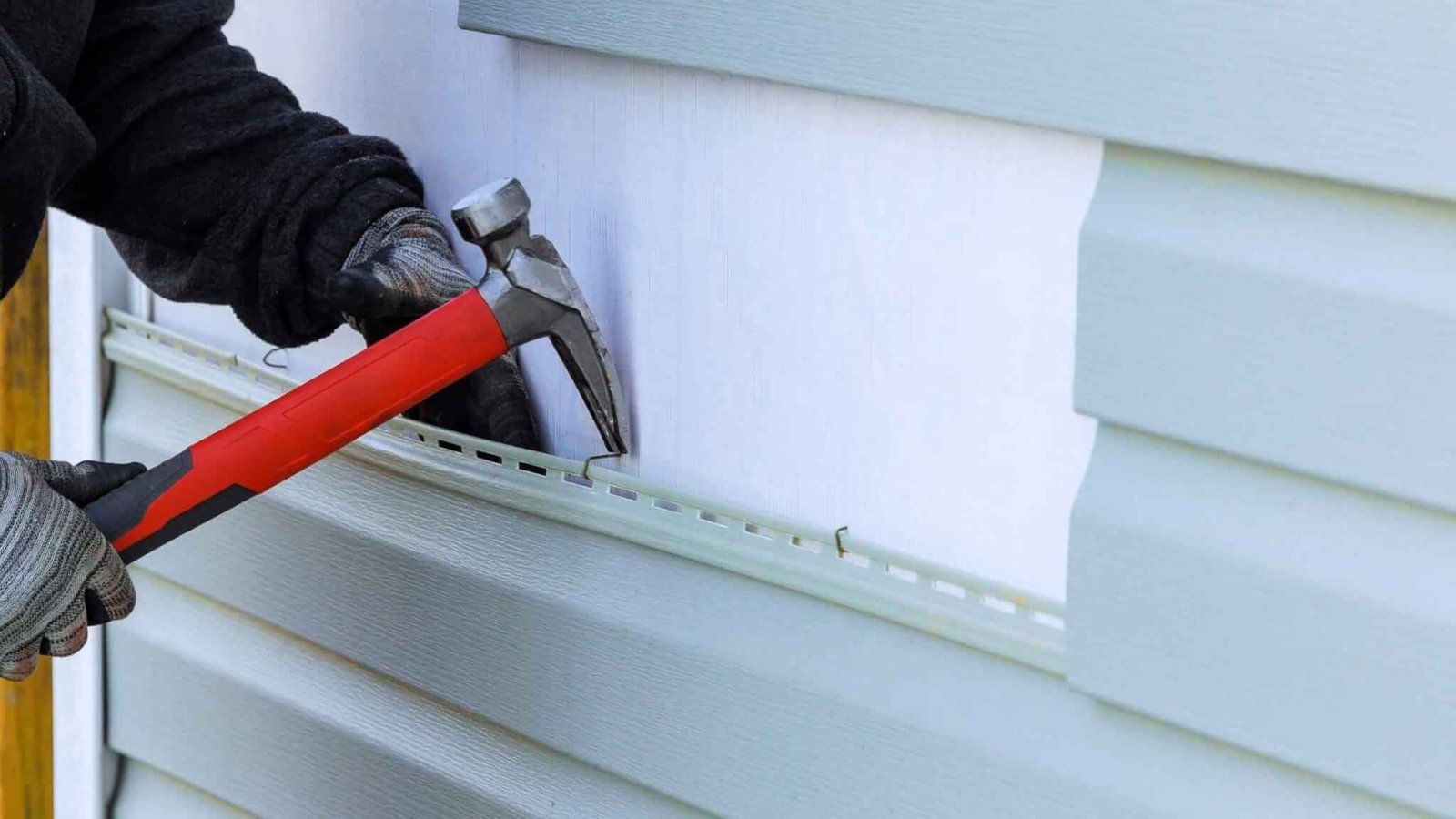 Can You Paint Vinyl Cladding? Everything You Need to Know 2025